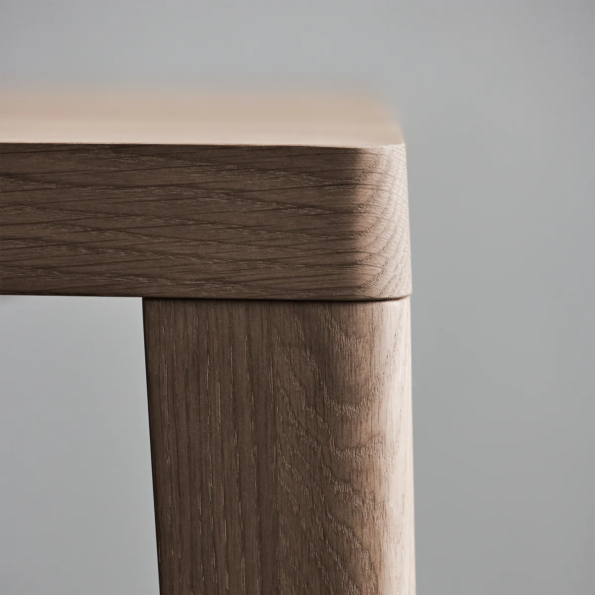 Graceful Esstisch von Bolia | Connox