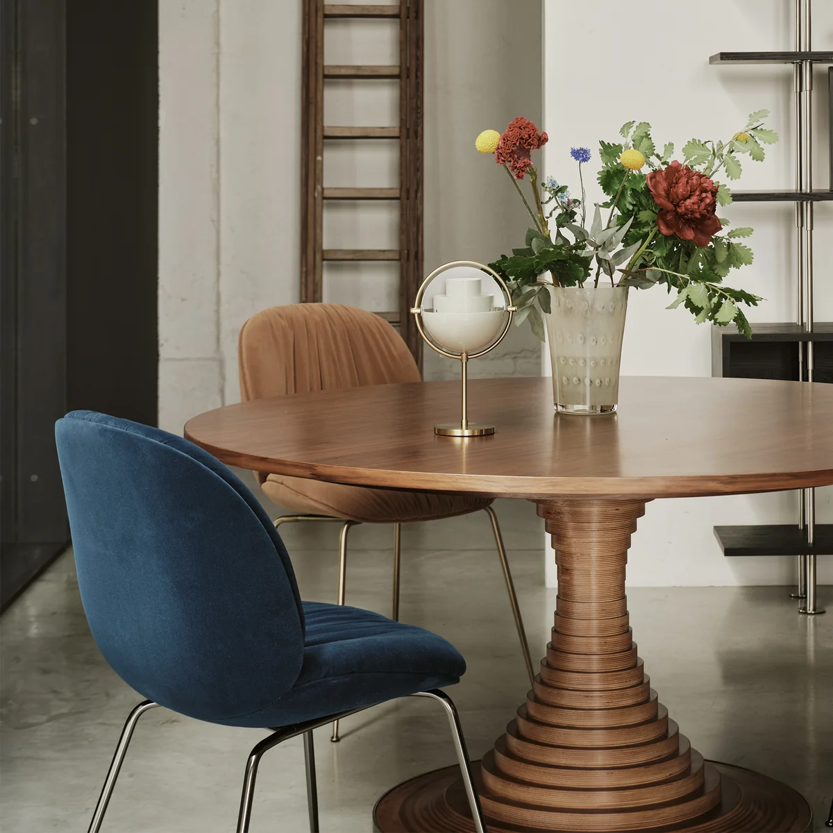 Beetle Soft Dining Chair von Gubi | Connox
